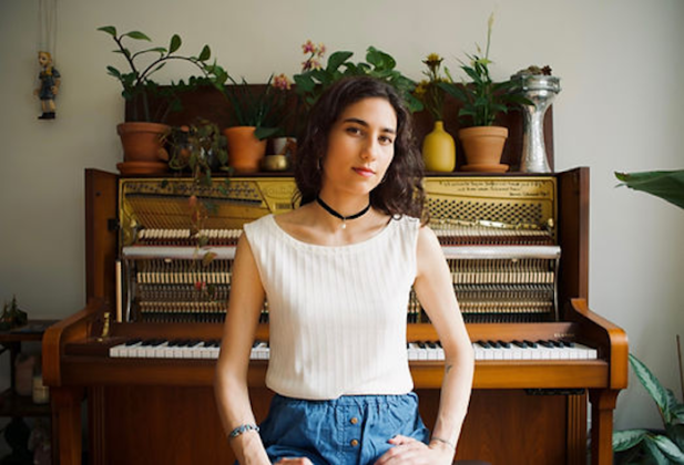 Beyza Yazgan'ın ilk solo albümü: "Human Cocoon"